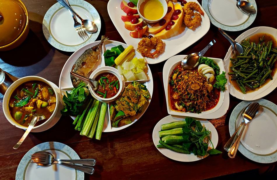 Easy Etiquette Tips: What To Do & Not To Do In Thailand ...